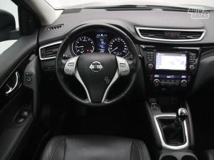 Black Nissan Qashqai 2017 in Vilnius, with an engine capacity of 1.20 L and mileage of 146 thousand km for 11599 €, photo 18 on AUTOMOTO.COM.LV