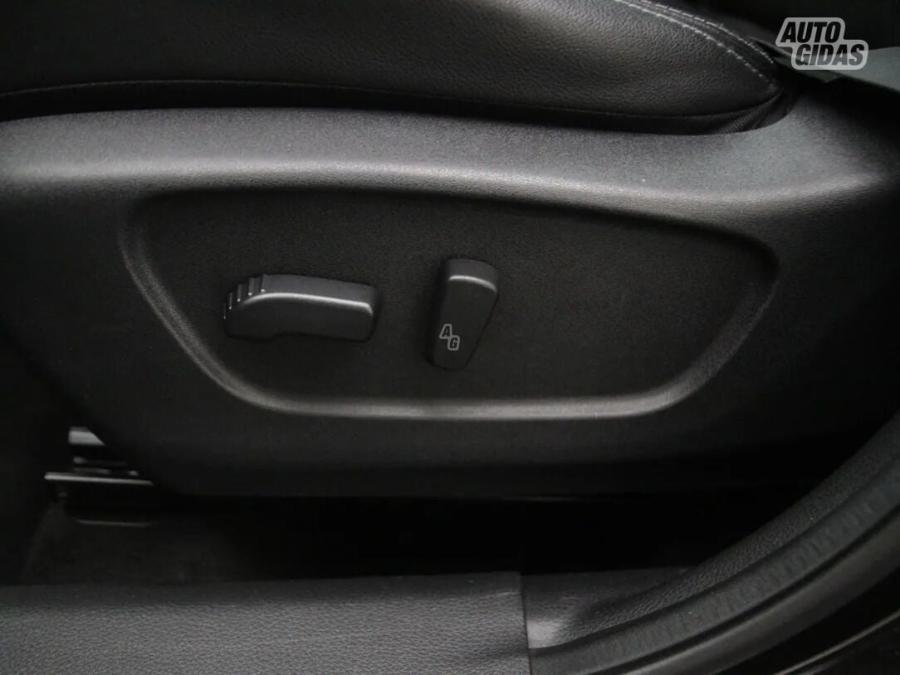 Black Nissan Qashqai 2017 in Vilnius, with an engine capacity of 1.20 L and mileage of 146 thousand km for 11599 €, photo 34 on AUTOMOTO.COM.LV