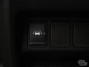 Black Nissan Qashqai 2017 in Vilnius, with an engine capacity of 1.60 L and mileage of 186 thousand km for 12199 €, photo 30 on AUTOMOTO.COM.LV