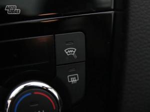 Black Nissan Qashqai 2017 in Vilnius, with an engine capacity of 1.60 L and mileage of 186 thousand km for 12199 €, photo 31 on AUTOMOTO.COM.LV