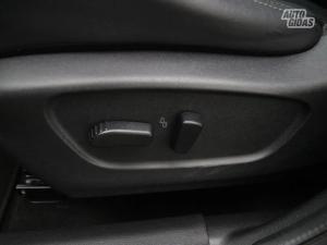 Black Nissan Qashqai 2017 in Vilnius, with an engine capacity of 1.60 L and mileage of 186 thousand km for 12199 €, photo 32 on AUTOMOTO.COM.LV