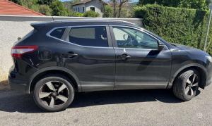 Melns Nissan Qashqai 2017 Tauragė, ar dzinēja tilpumu 1.20 L un nobraukumu 167 tūkst. km par 5700 €, foto 4 vietnē AUTOMOTO.COM.LV