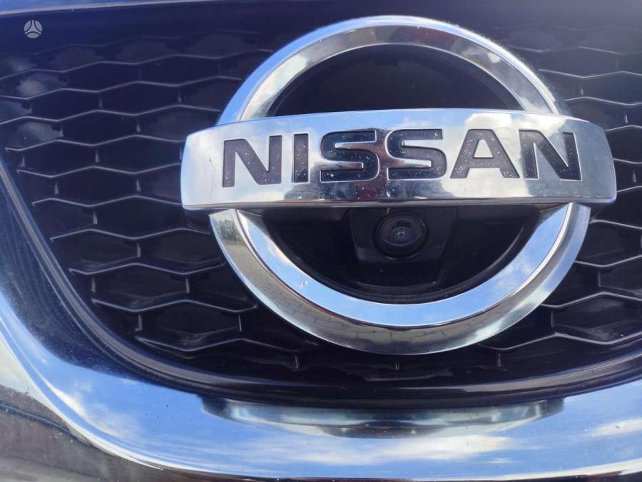 Black Nissan Qashqai 2017 in Siauliai, with an engine capacity of 1.60 L and mileage of 270 thousand km for 9200 €, photo 10 on AUTOMOTO.COM.LV