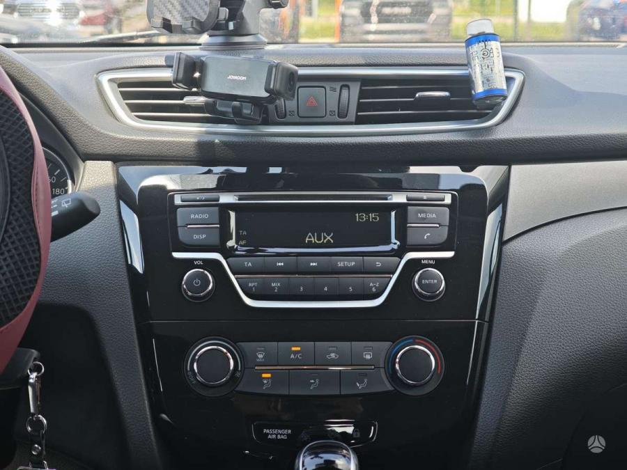 Melns Nissan Qashqai 2017 Viļņa, ar dzinēja tilpumu 1.20 L un nobraukumu 158 tūkst. km par 10700 €, foto 12 vietnē AUTOMOTO.COM.LV