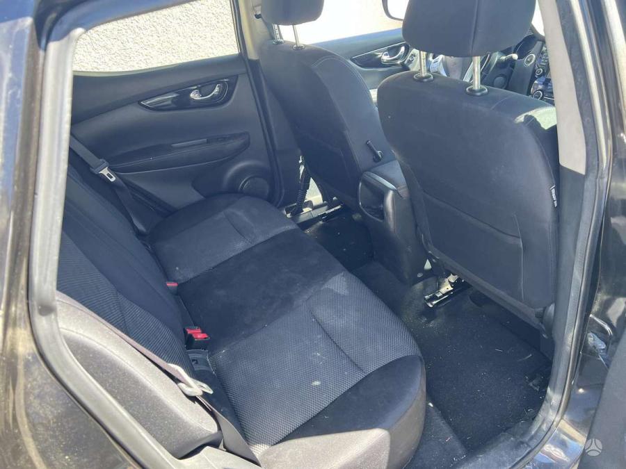 Melns Nissan Qashqai 2017 Tauragė, ar dzinēja tilpumu 1.20 L un nobraukumu 167 tūkst. km par 5400 €, foto 14 vietnē AUTOMOTO.COM.LV