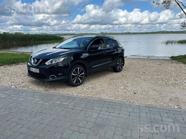 Черный Ниссан Кашкай 2017 в Рига, объемом двигателя 1.20 л и пробегом 67 тыс. км за 9900 €, фото 3 на AUTOMOTO.COM.LV