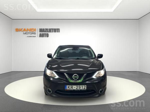 Melns Nissan Qashqai 2017 Rīga, ar dzinēja tilpumu 1.20 L un nobraukumu 254 tūkst. km par 8890 €, foto 2 vietnē AUTOMOTO.COM.LV