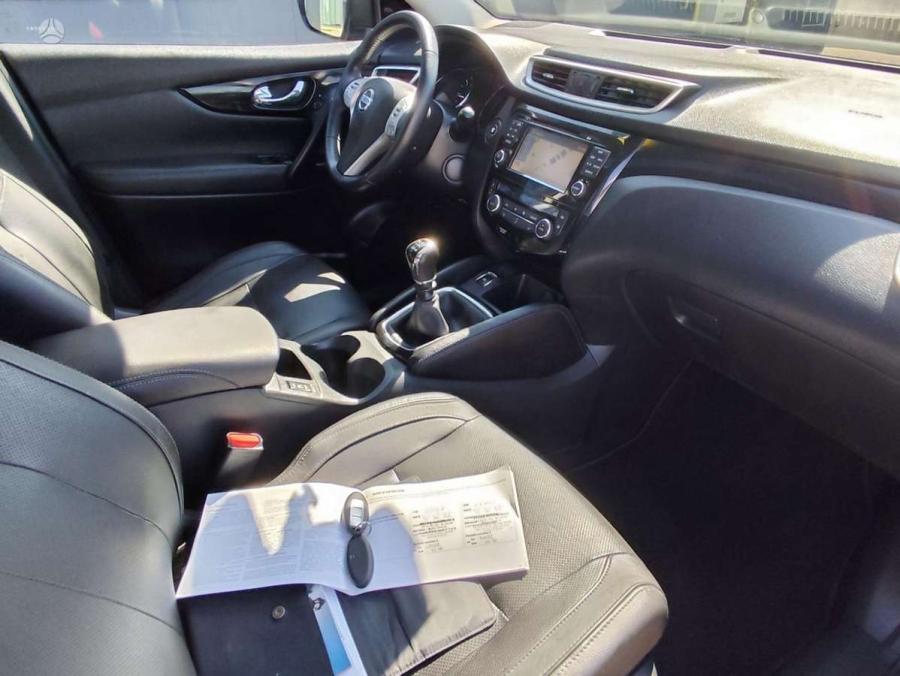 Melns Nissan Qashqai 2017 Šauļi, ar dzinēja tilpumu 1.50 L un nobraukumu 170 tūkst. km par 8800 €, foto 17 vietnē AUTOMOTO.COM.LV