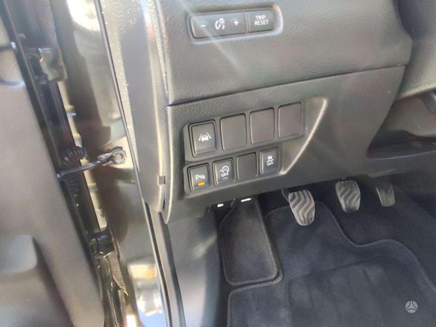 Melns Nissan Qashqai 2017 Šauļi, ar dzinēja tilpumu 1.50 L un nobraukumu 170 tūkst. km par 8800 €, foto 22 vietnē AUTOMOTO.COM.LV
