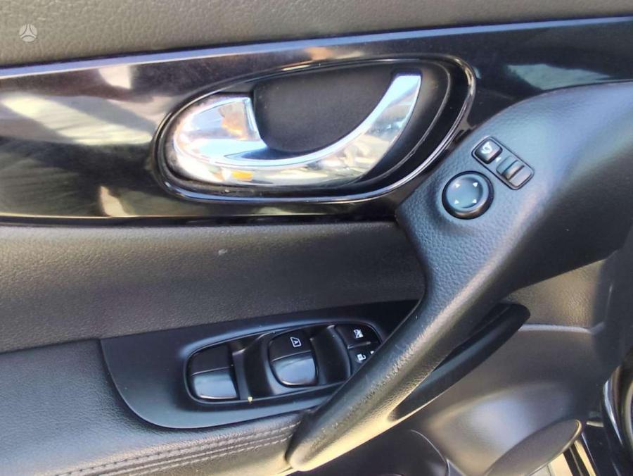 Melns Nissan Qashqai 2017 Šauļi, ar dzinēja tilpumu 1.50 L un nobraukumu 170 tūkst. km par 8800 €, foto 25 vietnē AUTOMOTO.COM.LV