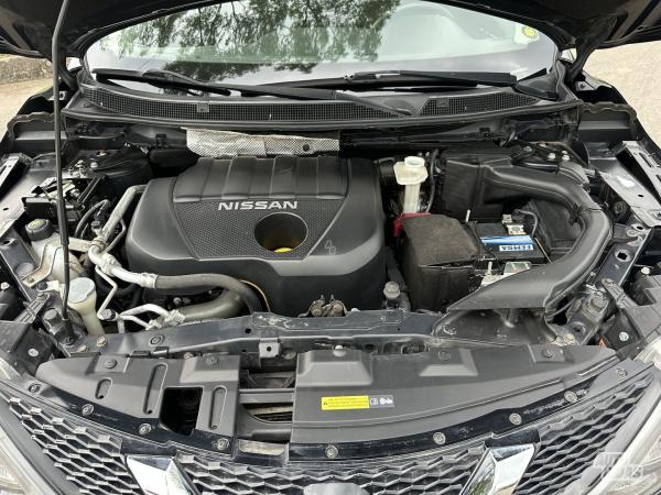 Black Nissan Qashqai 2017 in Kaunas, with an engine capacity of 1.50 L and mileage of 177 thousand km for 8550 €, photo 10 on AUTOMOTO.COM.LV