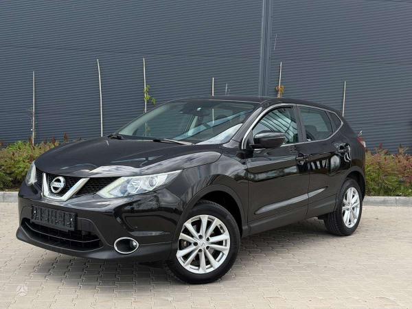 Black Nissan Qashqai 2017 in Vilnius, with an engine capacity of 1.46 L and mileage of 280 thousand km for 7999 €, photo 1 on AUTOMOTO.COM.LV