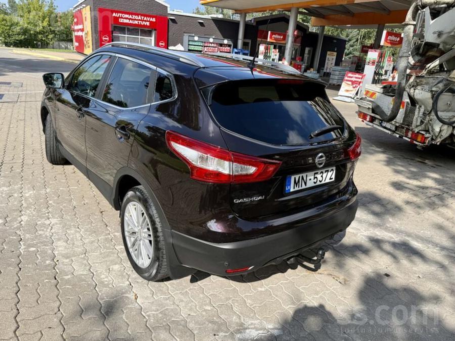 Melns Nissan Qashqai 2017 Rīga, ar dzinēja tilpumu 1.20 L un nobraukumu 154 tūkst. km par 7450 €, foto 7 vietnē AUTOMOTO.COM.LV