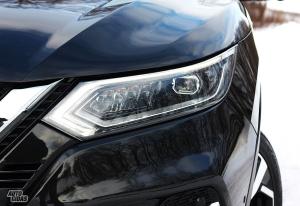 Black Nissan Qashqai 2018 in Petrikaiciai, with an engine capacity of 1.20 L and mileage of 135 thousand km for 13099 €, photo 5 on AUTOMOTO.COM.LV