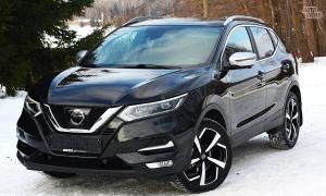 Black Nissan Qashqai 2018 in Petrikaiciai, with an engine capacity of 1.20 L and mileage of 135 thousand km for 13099 €, photo 6 on AUTOMOTO.COM.LV