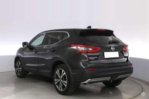 Black Nissan Qashqai 2018 in Kaunas, with an engine capacity of 1.20 L and mileage of 109 thousand km for 11100 €, photo 4 on AUTOMOTO.COM.LV