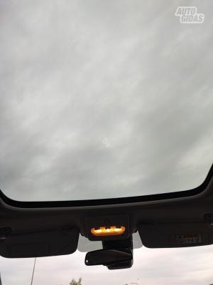 Black Nissan Qashqai 2018 in Panevezys, with an engine capacity of 1.20 L and mileage of 111 thousand km for 11300 €, photo 5 on AUTOMOTO.COM.LV