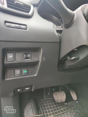 Black Nissan Qashqai 2018 in Panevezys, with an engine capacity of 1.20 L and mileage of 111 thousand km for 11300 €, photo 16 on AUTOMOTO.COM.LV