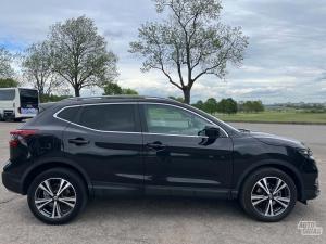 Black Nissan Qashqai 2018 in Kaunas, with an engine capacity of 1.20 L and mileage of 150 thousand km for 12100 €, photo 7 on AUTOMOTO.COM.LV