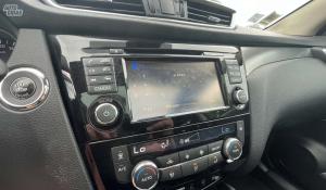 Black Nissan Qashqai 2018 in Kaunas, with an engine capacity of 1.20 L and mileage of 150 thousand km for 12100 €, photo 16 on AUTOMOTO.COM.LV