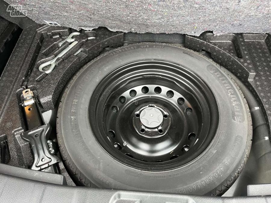 Black Nissan Qashqai 2018 in Kaunas, with an engine capacity of 1.20 L and mileage of 150 thousand km for 12100 €, photo 37 on AUTOMOTO.COM.LV