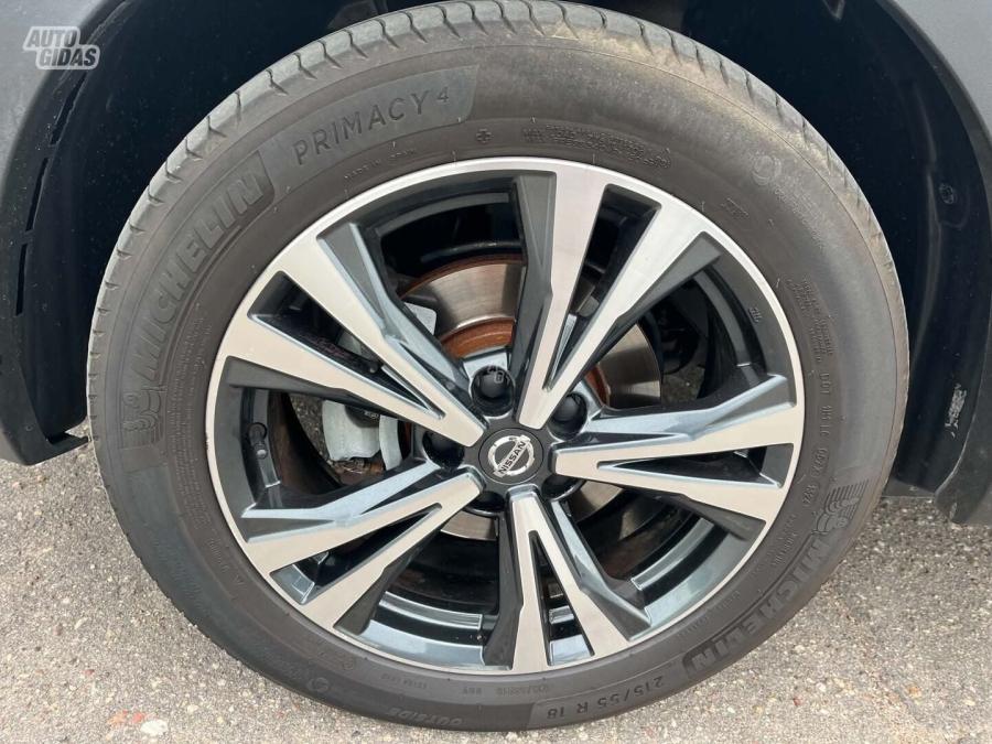 Melns Nissan Qashqai 2018 Kauņa, ar dzinēja tilpumu 1.20 L un nobraukumu 150 tūkst. km par 12900 €, foto 15 vietnē AUTOMOTO.COM.LV