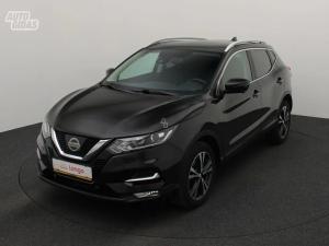 Black Nissan Qashqai 2018 in Vilnius, with an engine capacity of 1.20 L and mileage of 161 thousand km for 11799 €, photo  on AUTOMOTO.COM.LV