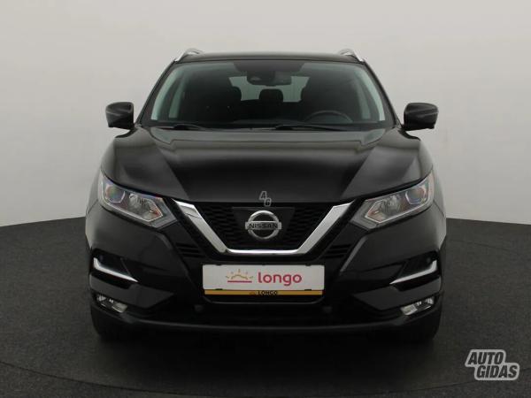 Black Nissan Qashqai 2018 in Vilnius, with an engine capacity of 1.20 L and mileage of 161 thousand km for 11799 €, photo 3 on AUTOMOTO.COM.LV