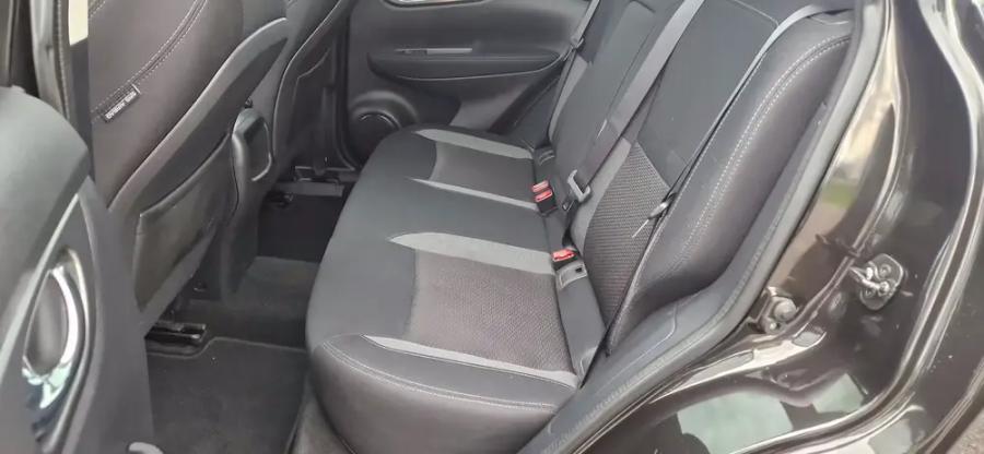 Melns Nissan Qashqai 2018 Daugavpils, ar dzinēja tilpumu 1.50 L un nobraukumu 50 tūkst. km par 13550 €, foto 20 vietnē AUTOMOTO.COM.LV