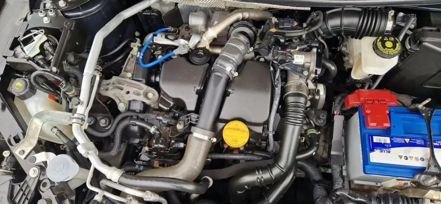 Melns Nissan Qashqai 2018 Daugavpils, ar dzinēja tilpumu 1.50 L un nobraukumu 50 tūkst. km par 13550 €, foto 27 vietnē AUTOMOTO.COM.LV