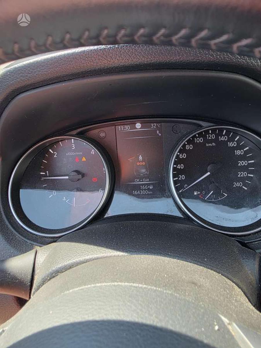 Melns Nissan Qashqai 2018 Marijampole, ar dzinēja tilpumu 1.46 L un nobraukumu 162 tūkst. km par 11000 €, foto 10 vietnē AUTOMOTO.COM.LV