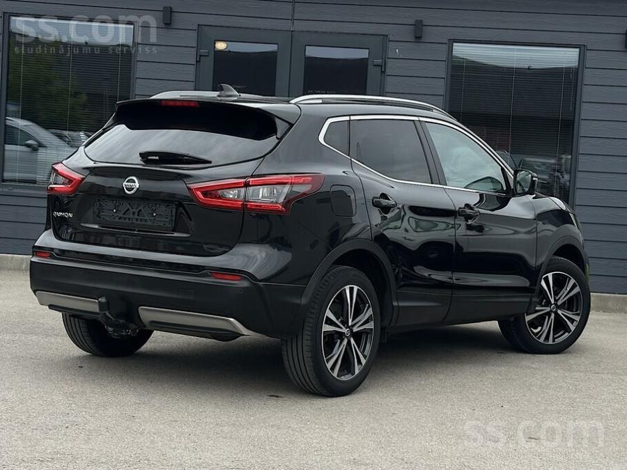 Черный Ниссан Кашкай 2018 в Елгава, объемом двигателя 1.20 л и пробегом 220 тыс. км за 10800 €, фото 5 на AUTOMOTO.COM.LV