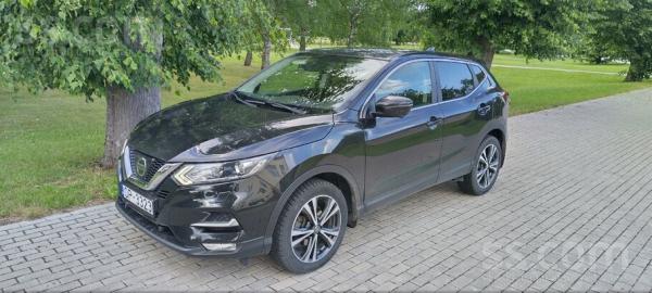 Melns Nissan Qashqai 2018 Tukums, ar dzinēja tilpumu 1.60 L un nobraukumu 160 tūkst. km par 12250 €, foto 2 vietnē AUTOMOTO.COM.LV
