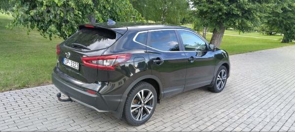 Melns Nissan Qashqai 2018 Tukums, ar dzinēja tilpumu 1.60 L un nobraukumu 160 tūkst. km par 12250 €, foto 4 vietnē AUTOMOTO.COM.LV