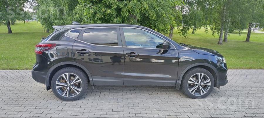 Melns Nissan Qashqai 2018 Tukums, ar dzinēja tilpumu 1.60 L un nobraukumu 160 tūkst. km par 12250 €, foto 7 vietnē AUTOMOTO.COM.LV