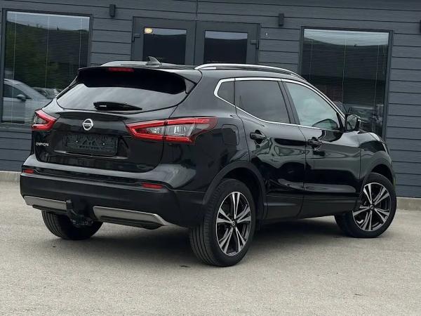 Melns Nissan Qashqai 2018 Jelgava, ar dzinēja tilpumu 1.20 L un nobraukumu 220 tūkst. km par 10800 €, foto 4 vietnē AUTOMOTO.COM.LV