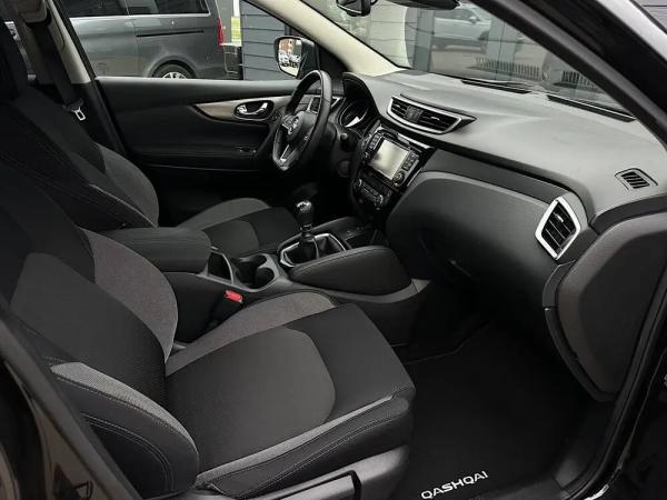 Melns Nissan Qashqai 2018 Jelgava, ar dzinēja tilpumu 1.20 L un nobraukumu 220 tūkst. km par 10800 €, foto 9 vietnē AUTOMOTO.COM.LV