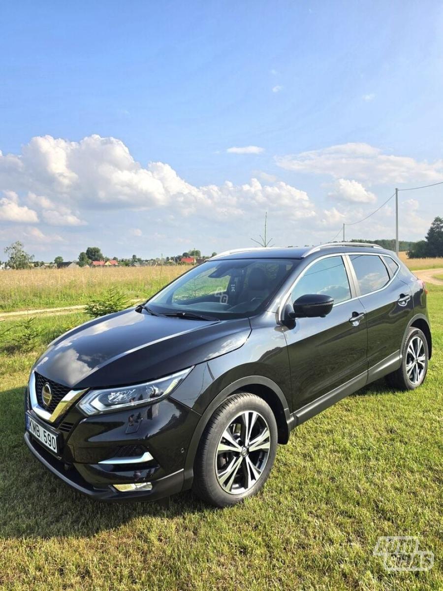 Melns Nissan Qashqai 2018 Viļņa, ar dzinēja tilpumu 1.60 L un nobraukumu 115 tūkst. km par 12000 €, foto 1 vietnē AUTOMOTO.COM.LV