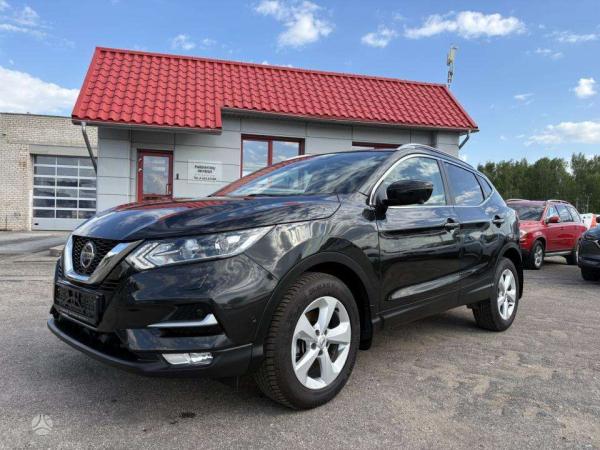 Melns Nissan Qashqai 2018 Radviliškis, ar dzinēja tilpumu 1.46 L un nobraukumu 109 tūkst. km par 12750 €, foto 1 vietnē AUTOMOTO.COM.LV