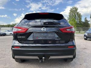 Black Nissan Qashqai 2018 in Radviliskis, with an engine capacity of 1.46 L and mileage of 109 thousand km for 12550 €, photo 7 on AUTOMOTO.COM.LV