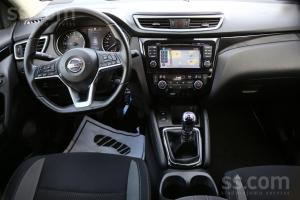 Melns Nissan Qashqai 2018 Rīga, ar dzinēja tilpumu 1.50 L un nobraukumu 150 tūkst. km par 11900 €, foto 9 vietnē AUTOMOTO.COM.LV