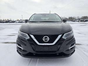 Black Nissan Qashqai 2019 in Marijampole, with an engine capacity of 1.33 L and mileage of 206 thousand km for 10500 €, photo 3 on AUTOMOTO.COM.LV