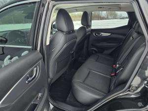 Black Nissan Qashqai 2019 in Marijampole, with an engine capacity of 1.33 L and mileage of 206 thousand km for 10500 €, photo 20 on AUTOMOTO.COM.LV