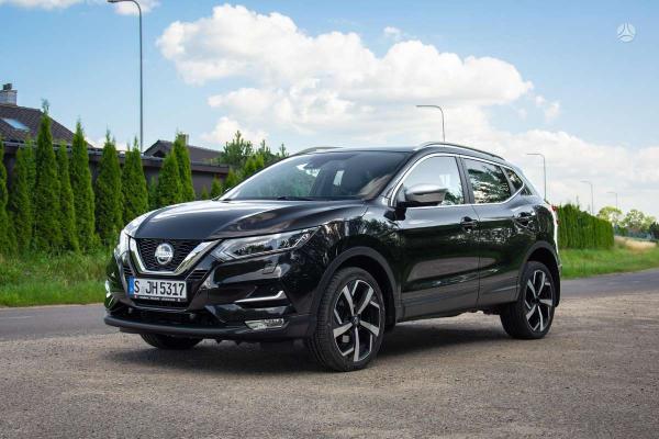 Melns Nissan Qashqai 2019 Elektrėnai, ar dzinēja tilpumu 1.75 L un nobraukumu 172 tūkst. km par 14350 €, foto 1 vietnē AUTOMOTO.COM.LV