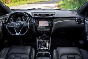 Melns Nissan Qashqai 2019 Elektrėnai, ar dzinēja tilpumu 1.75 L un nobraukumu 172 tūkst. km par 14350 €, foto 10 vietnē AUTOMOTO.COM.LV