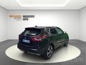 Black Nissan Qashqai 2019 in Riga, with an engine capacity of 1.30 L and mileage of 143 thousand km for 13790 €, photo 7 on AUTOMOTO.COM.LV