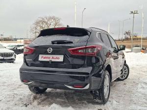 Black Nissan Qashqai 2020 in Vilnius, with an engine capacity of 1.33 L and mileage of 57 thousand km for 16500 €, photo 4 on AUTOMOTO.COM.LV