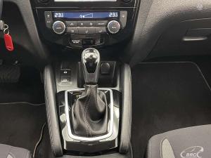 Melns Nissan Qashqai 2020 Viļņa, ar dzinēja tilpumu 1.33 L un nobraukumu 157 tūkst. km par 12900 €, foto 19 vietnē AUTOMOTO.COM.LV
