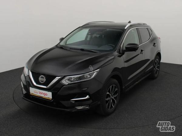 Black Nissan Qashqai 2020 in Vilnius, with an engine capacity of 1.30 L and mileage of 182 thousand km for 13799 €, photo 1 on AUTOMOTO.COM.LV