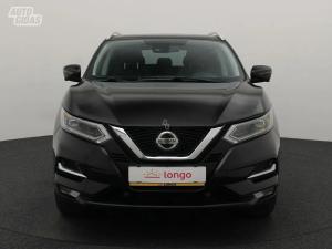 Black Nissan Qashqai 2020 in Vilnius, with an engine capacity of 1.30 L and mileage of 182 thousand km for 13799 €, photo 4 on AUTOMOTO.COM.LV